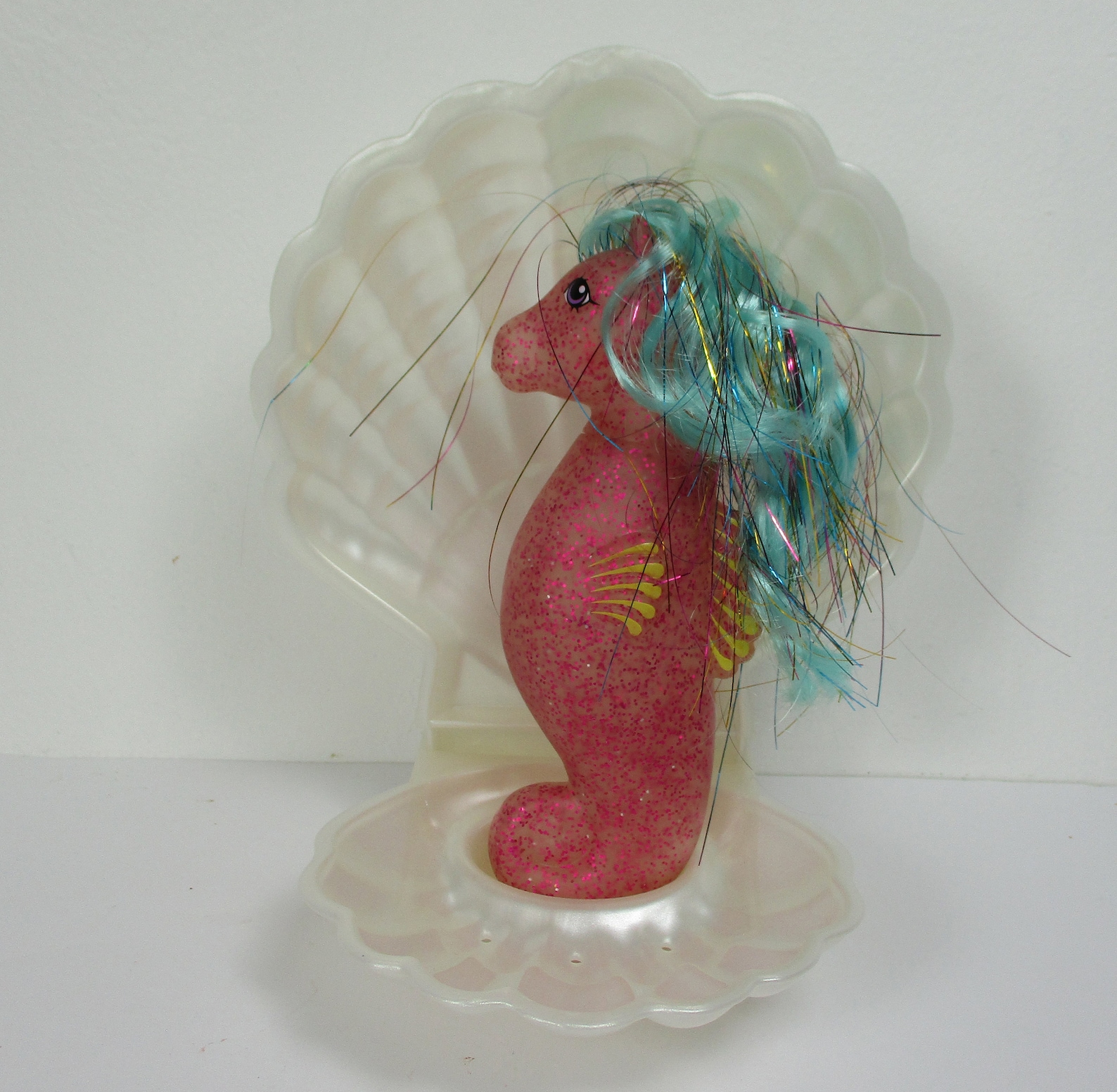 HQG1C Red Sea Rose Sea Pony Adult G1 Pony WITH Shell - Classic Style ...