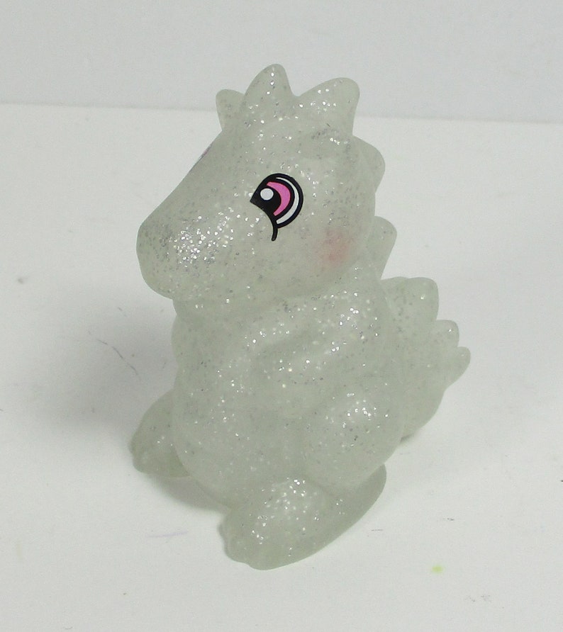 HQG1C Glitter Baby DRAGON Sparkling Silver Nostalgic 1980s Classic ...