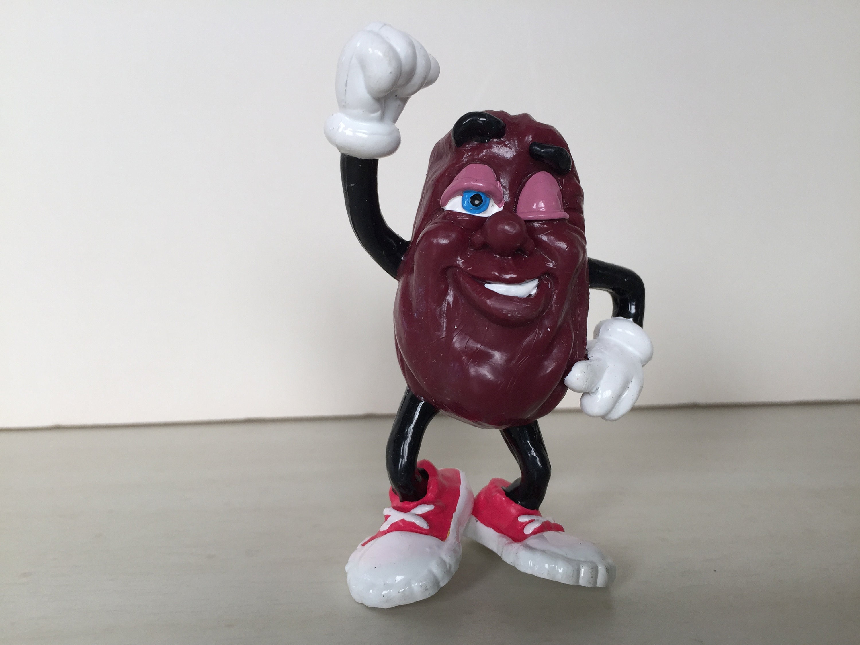 California Raisin Winking Man - Etsy UK