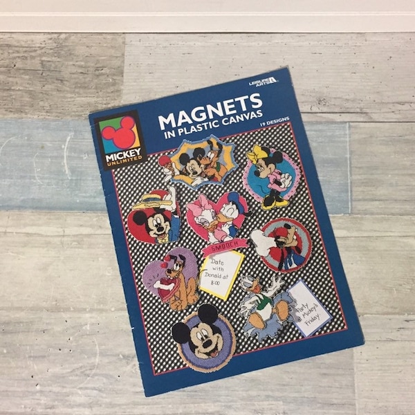 Plastic Canvas Mickey Mouse - Etsy