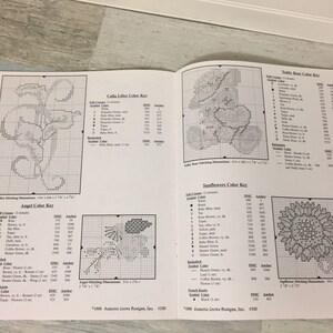 A Whole Bunch of Florals Cross Stitch Pattern Chart Leaflet, Jeanette ...