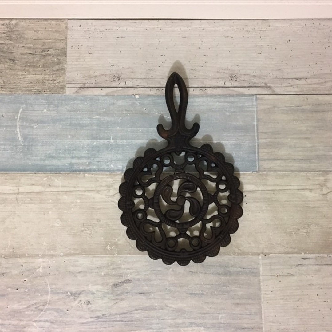 Vintage Wilton Black Cast Iron Decorative Trivet - Etsy