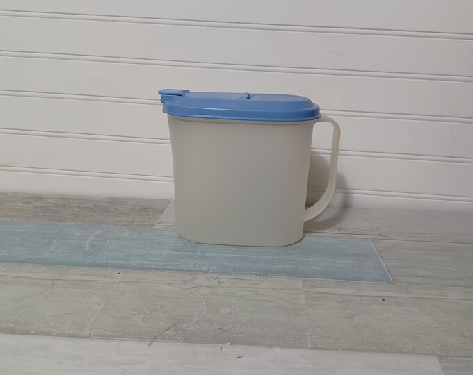 Tupperware Slim Line 1 Quart Pitcher 2189D 2189 - Etsy