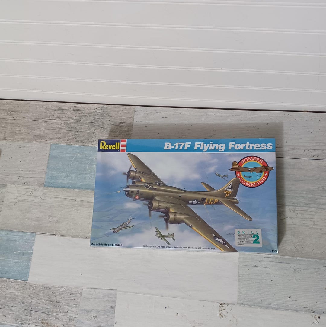 Revell B-17F Flying Fortress Model Kit Airplane 1989 Sealed - Etsy