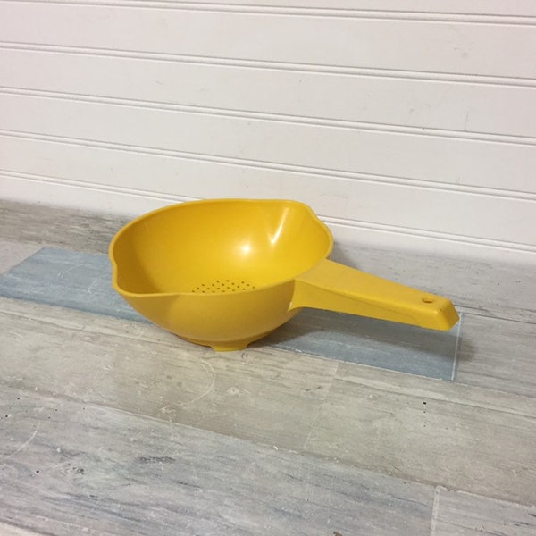 Tupperware Colander - Etsy