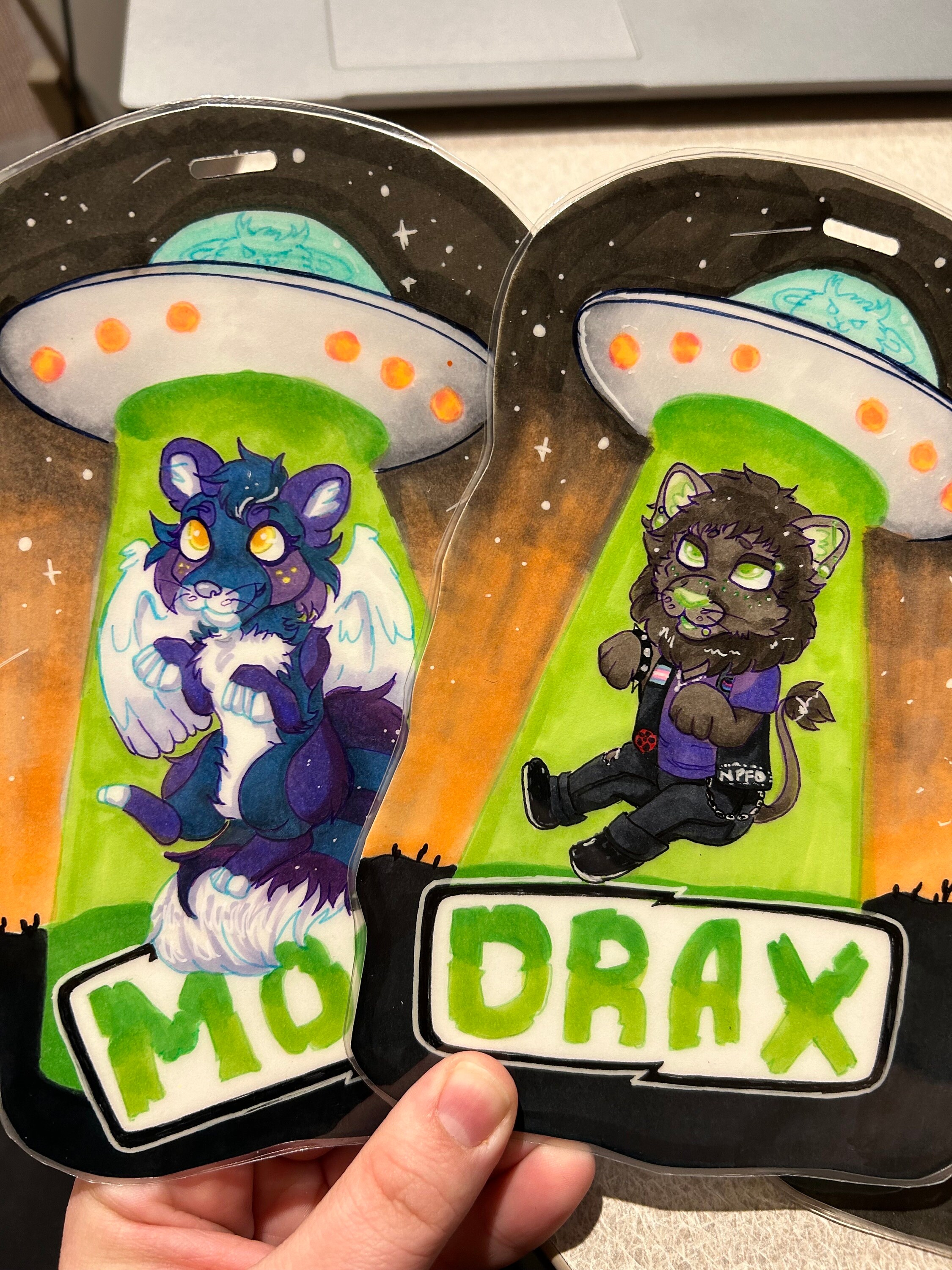 UFO YCH Badge - UV Reactive - Etsy