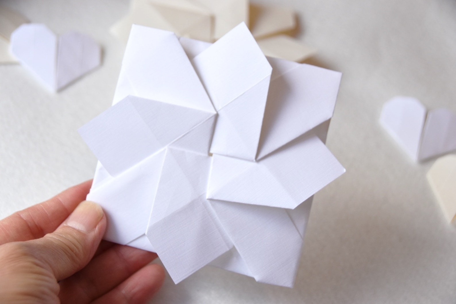 Hand Cut Hand Made Origami Tato Unique White Envelope Wedding Party ...