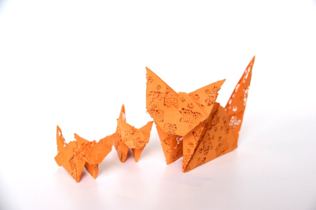 Kirie Origami Paper Cutting Mama Cat Two Kittens Maneki-neko Lucky ...