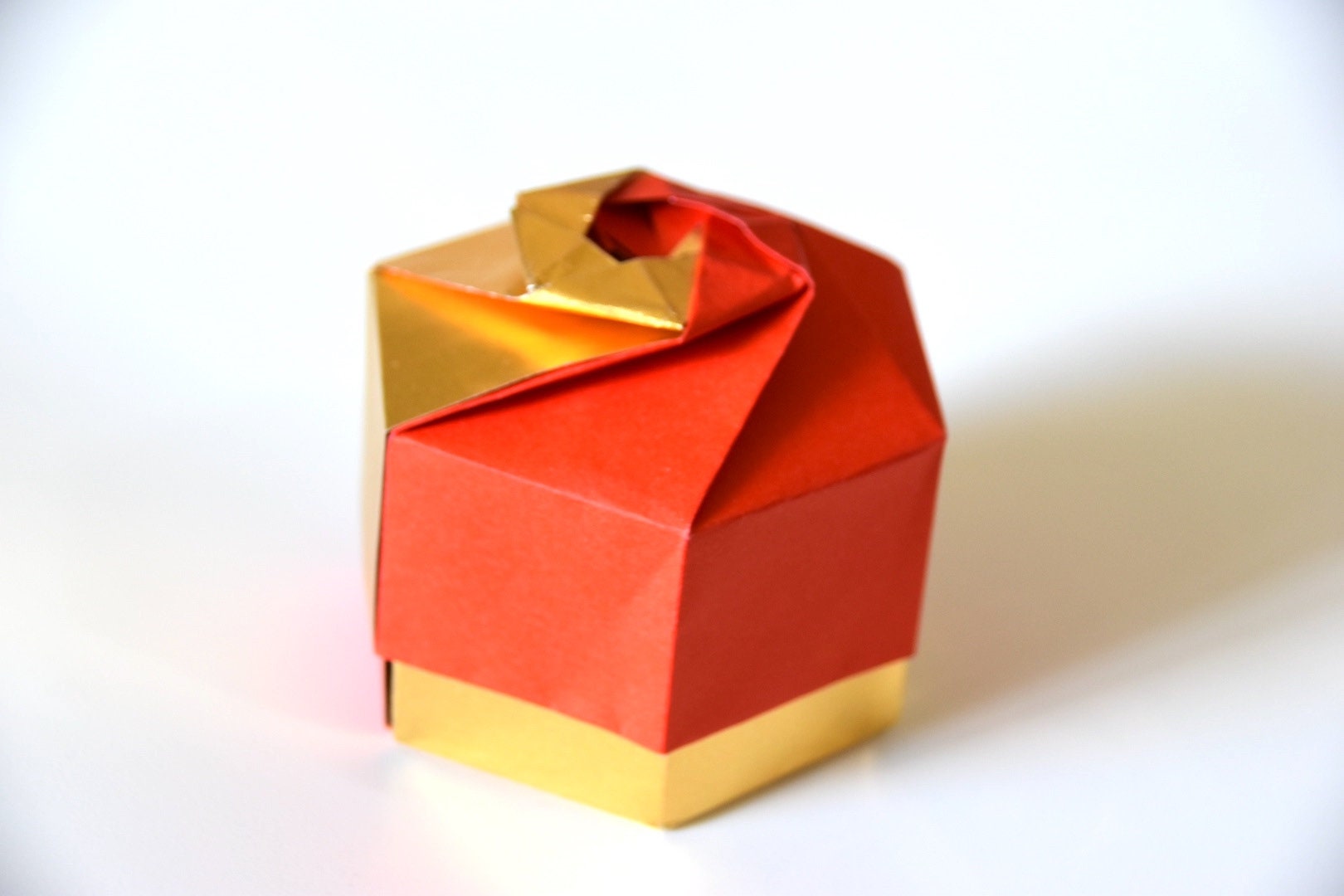 Handmade Origami Paper Gift Box With Floral Decoration Japanese Chinese ...