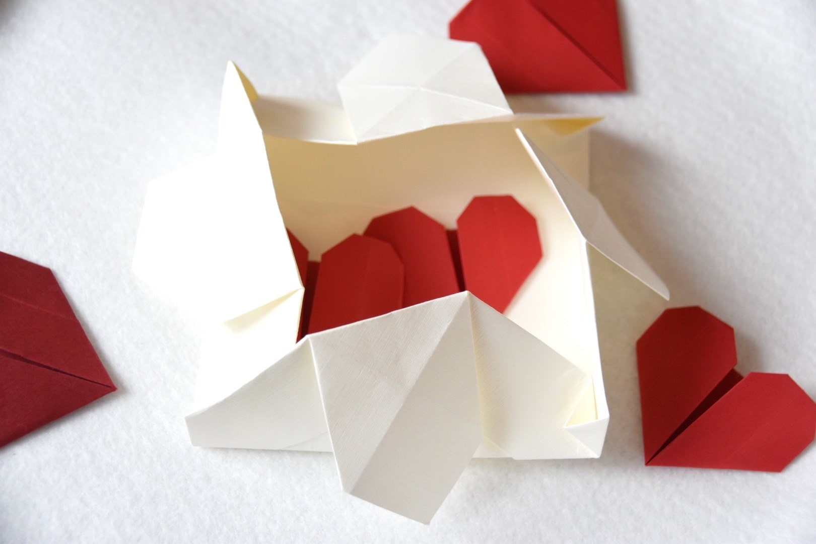 Hand Cut Hand Made Origami Tato Unique White Envelope Wedding Party ...