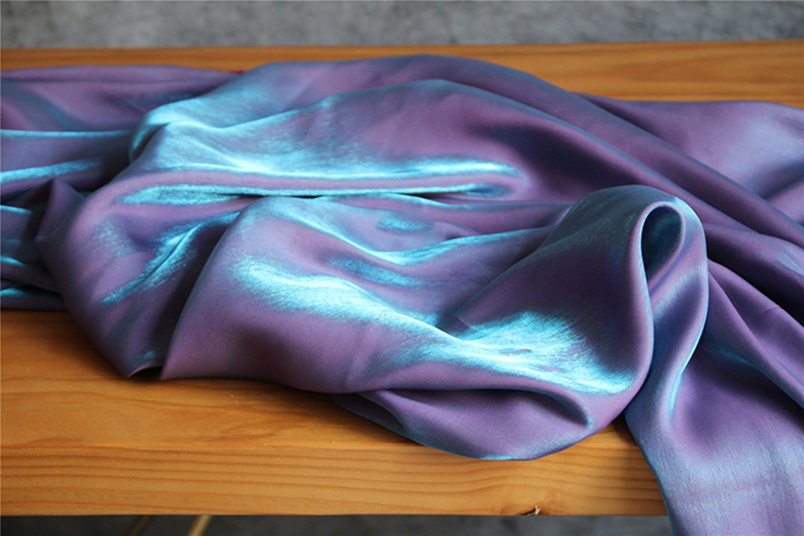 Silk Reflective Laser Holographic Fabric, Crystal Hologram Satin ...
