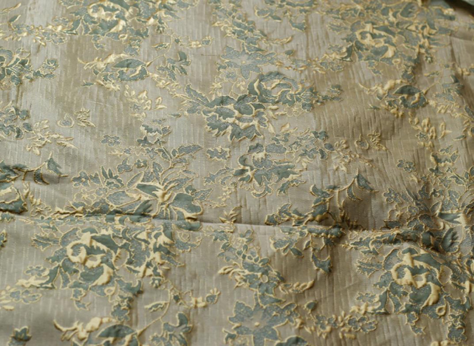 Gold Embroidered Jacquard Fabric Embossed Floral Damask - Etsy Canada