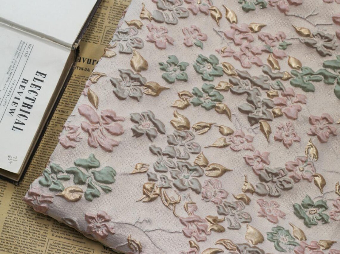 3D Emboss Floral Jacquard Fabric, Damask Fabric Gold Thread Brocade for ...