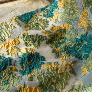 Flora Emboss Jacquard Fabric, Gold Embroidered Damask Blossom Brocade ...