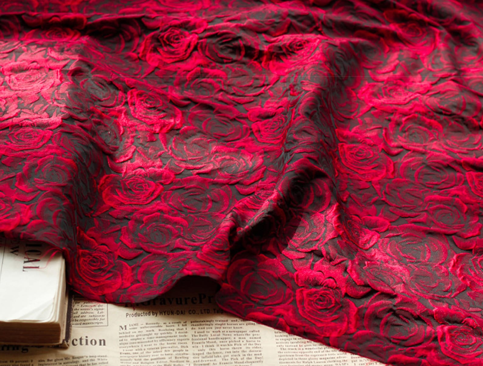 Red Rose Emboss Jacquard Fabric, Flora Brocade,damask Fabric for Haute ...