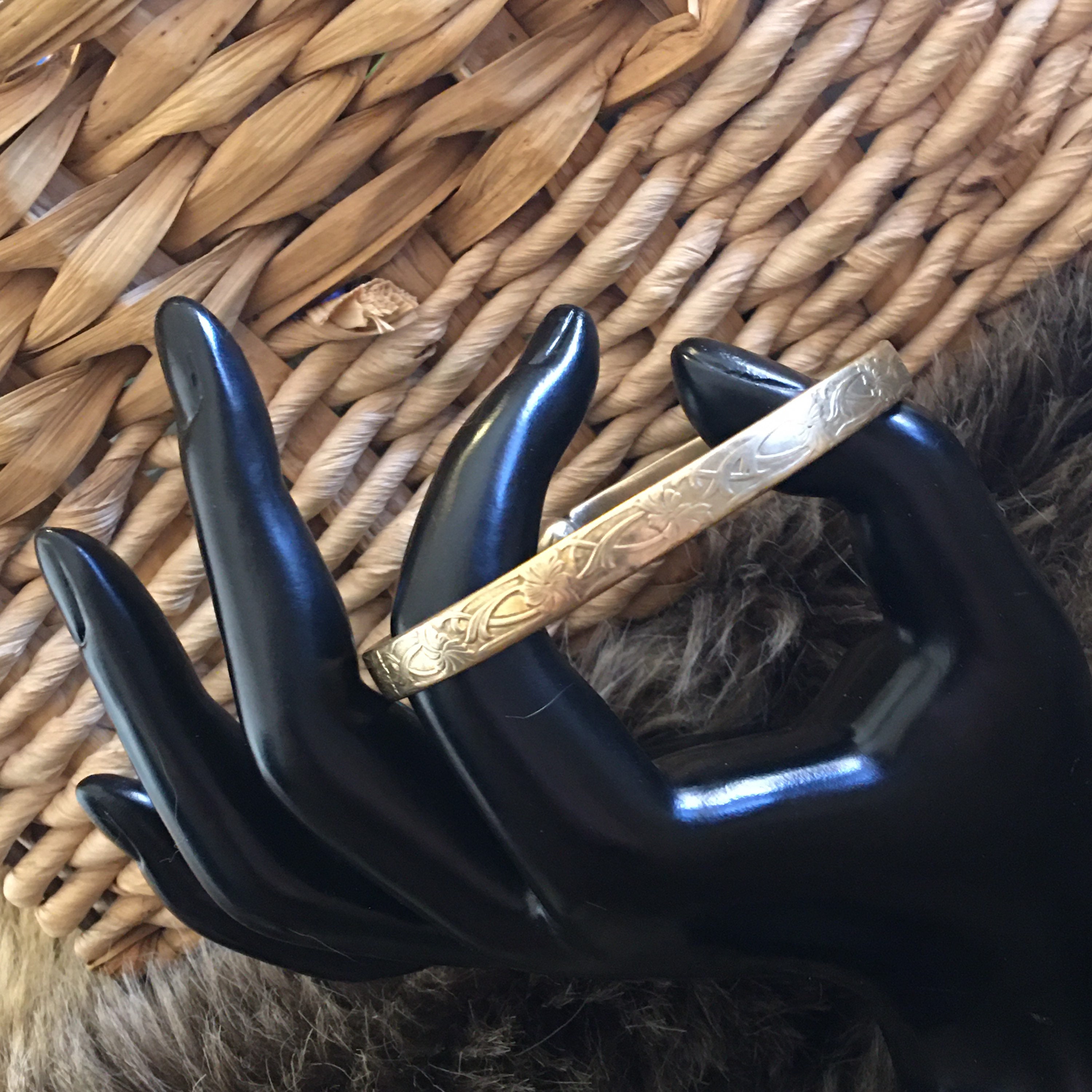 Victorian Era 18CT Gold Ball End Torque Bangle | Etsy