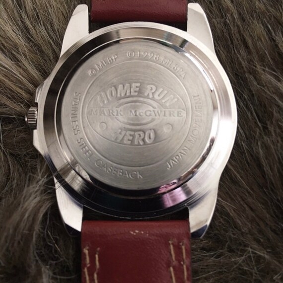 Vintage 1998 MLBP Mark McGwire Home Run Hero watch - Gem