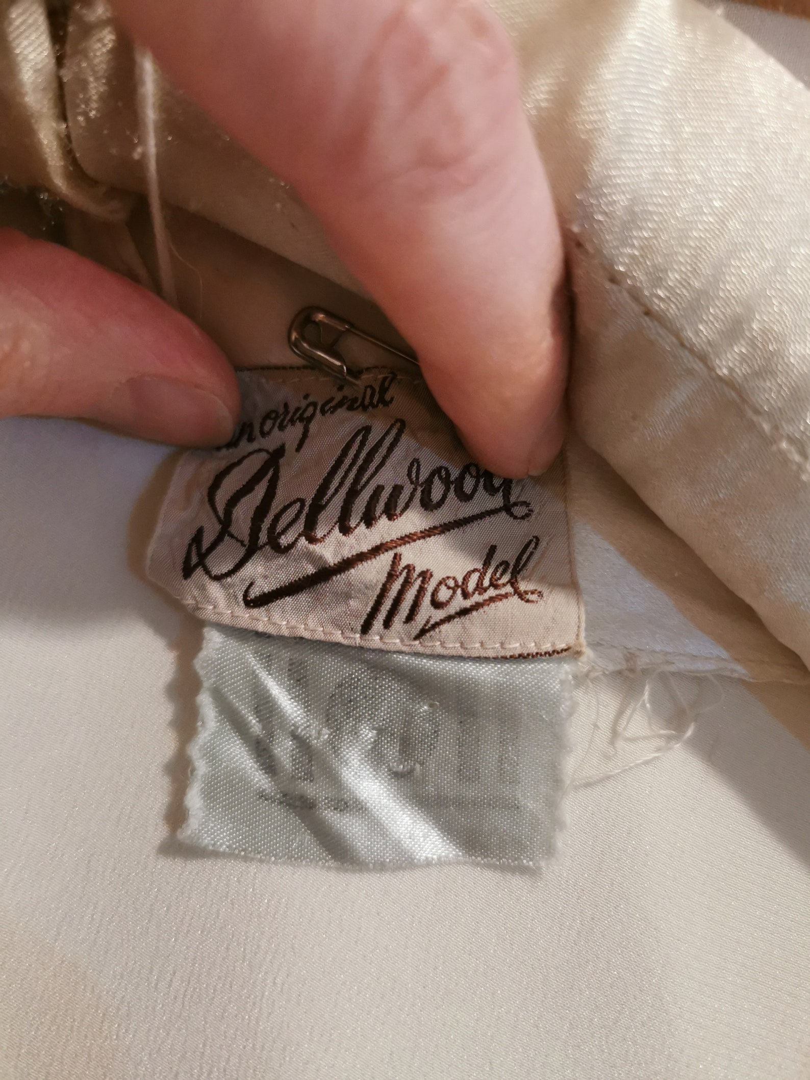 Stunning Elegant Utility Label CC41 Wedding Dress - Etsy