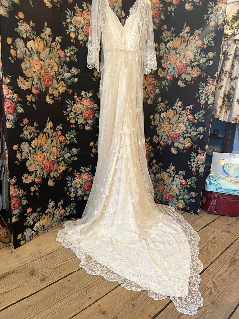 Antique Lace Bridal Gown | Boho Sleeves Wedding Dress Sheer Lace ...