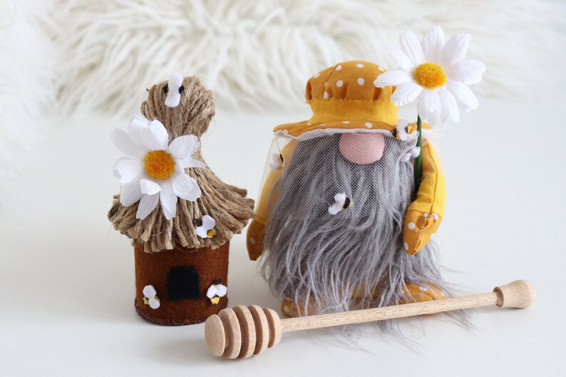 Beekeeper Gnome Bee Gnome Honey Bee Gnome Spring Gnome | Etsy