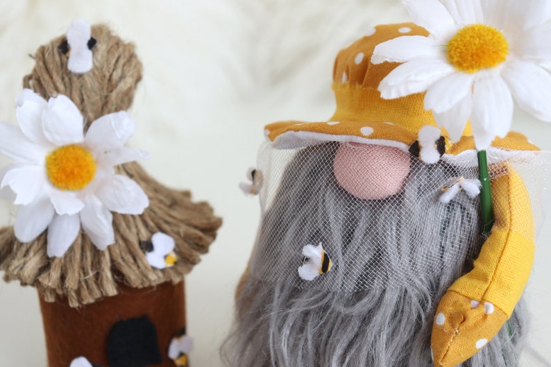 Beekeeper Gnome Bee Gnome Honey Bee Gnome Spring Gnome | Etsy