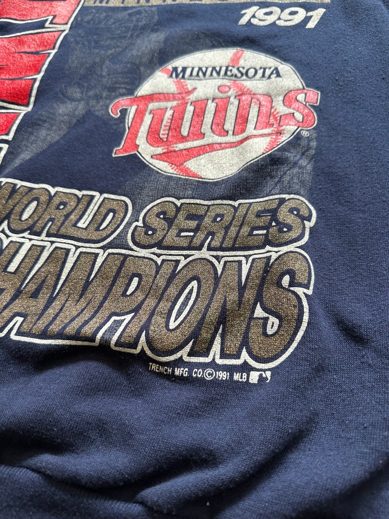 Vintage 1991 World Series Champions Minnesota Twins Navy Crewneck ...