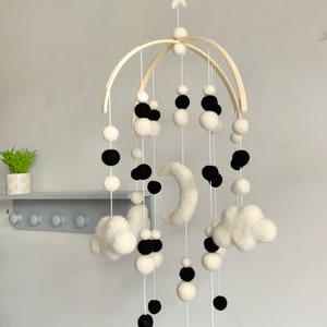 Black and White Sensory Baby Mobile / High Sensory Monochrome Baby ...