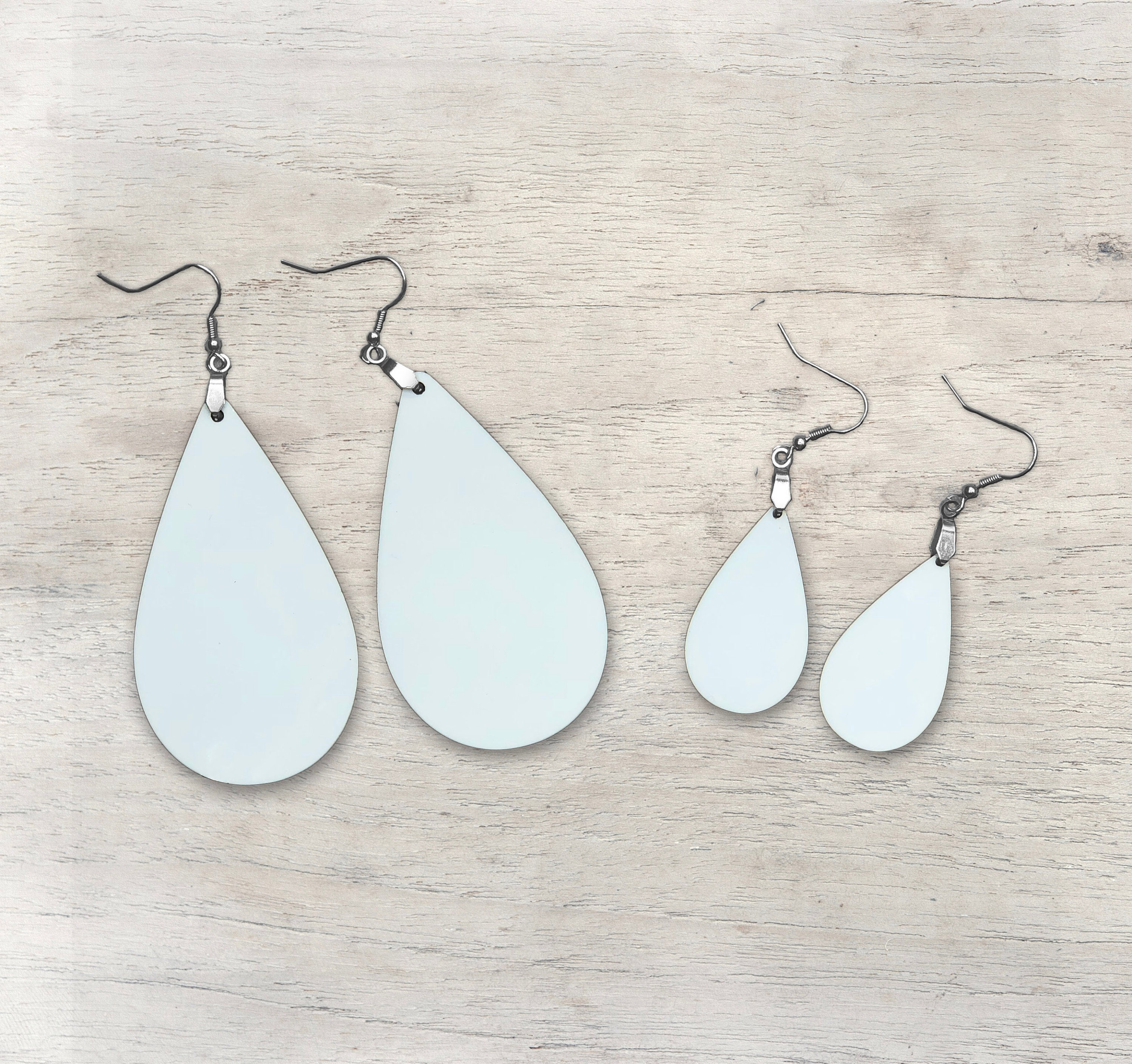 Dye Sublimation Teardrop Shaped MDF Earring Mockup With Pendant Clasp ...