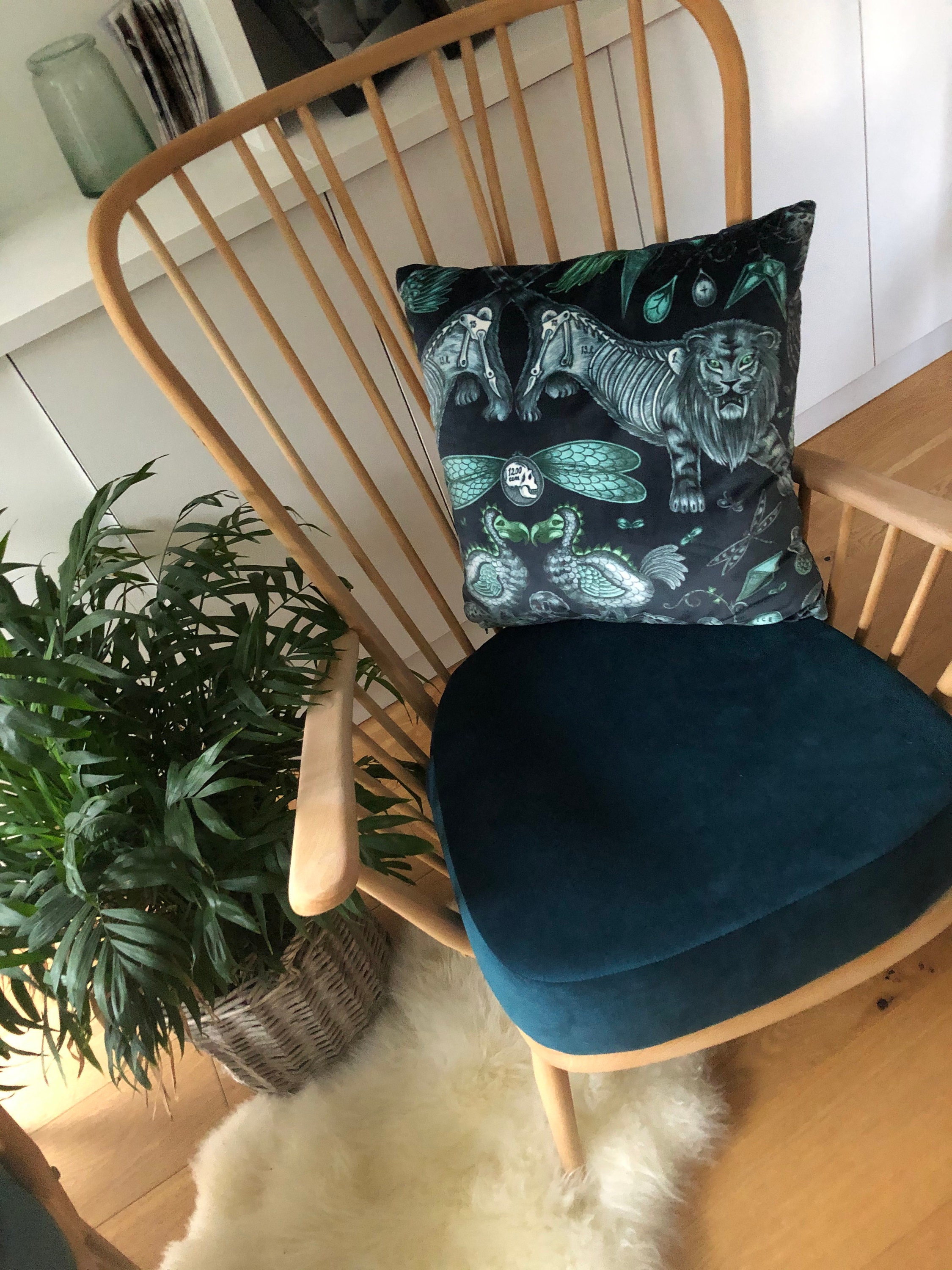 Pair of Ercol armchairs . blonde Ercol high back chairs - Etsy.de