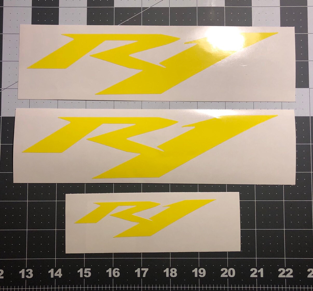 Yamaha Logo Vinyl Decal R6 R1 R1M YZF R3 YZF | Etsy UK