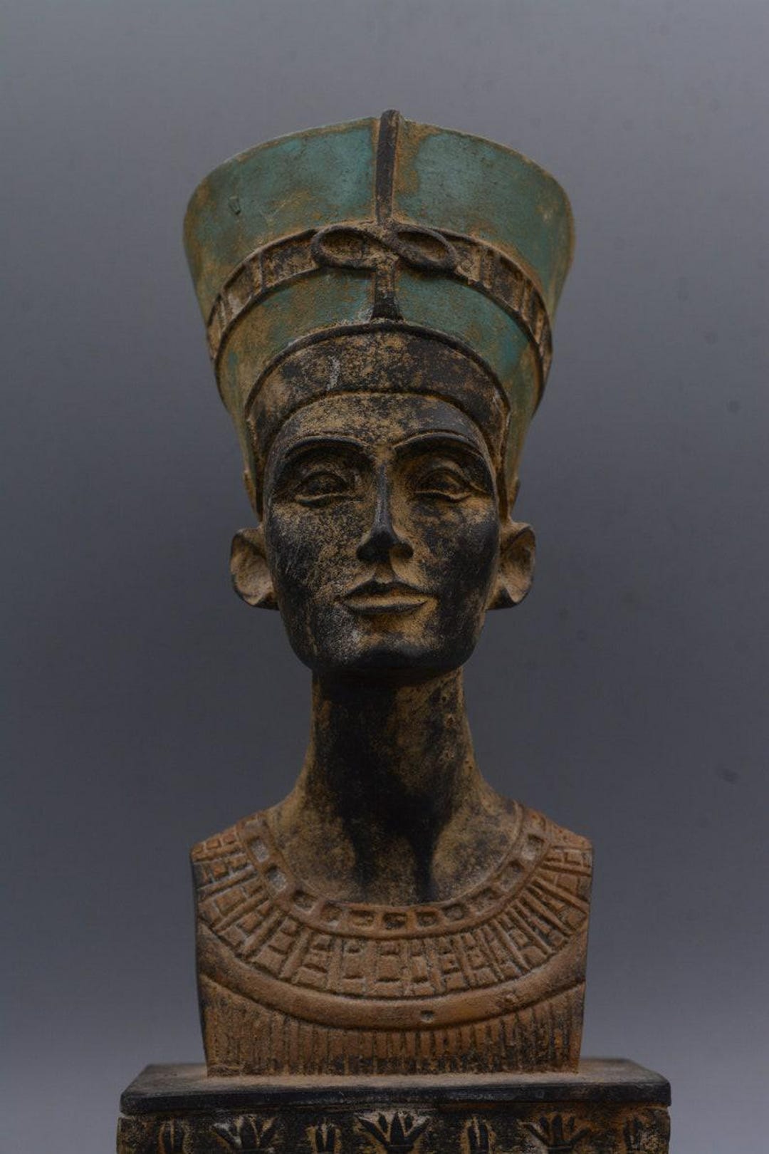 The Beauty of Queen Nefertiti's Bust, Egyptian Artifact, Nefertiti Bust ...