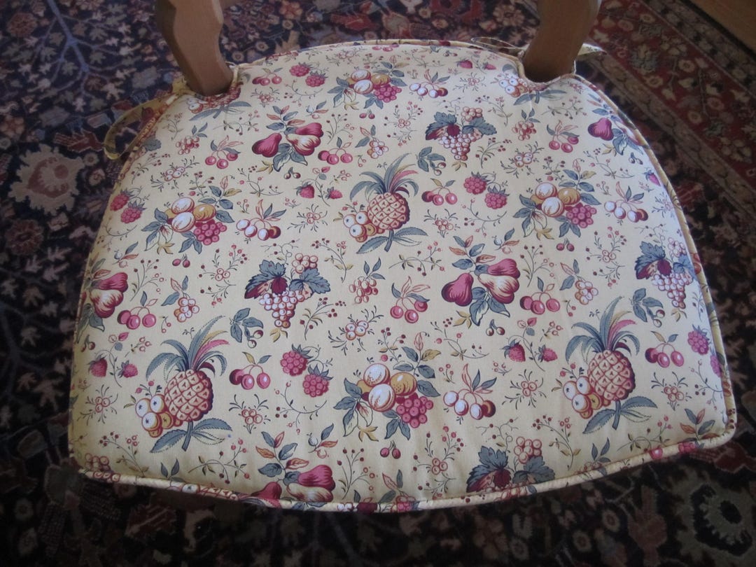 Vintage PIERRE DEUX French Country Yellow Fruchie Chairpad - Etsy