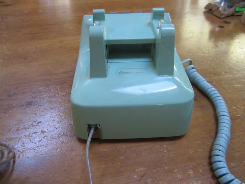 1983 Two Tone Aqua Vintage Push Button Phone - Etsy