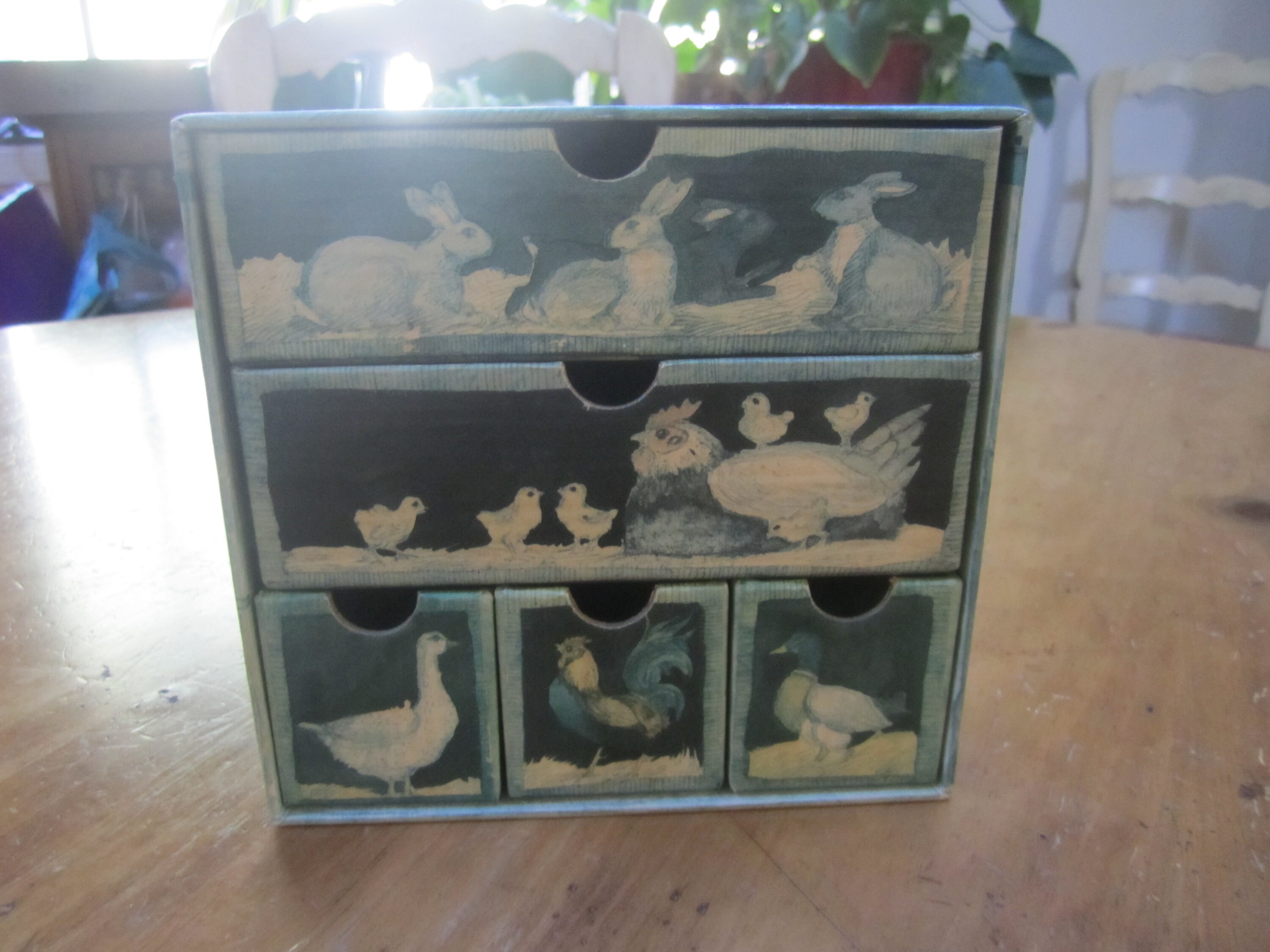 Vintage MATTHEW RICE England Paper Watercolor Trinket Box Farm Critters ...