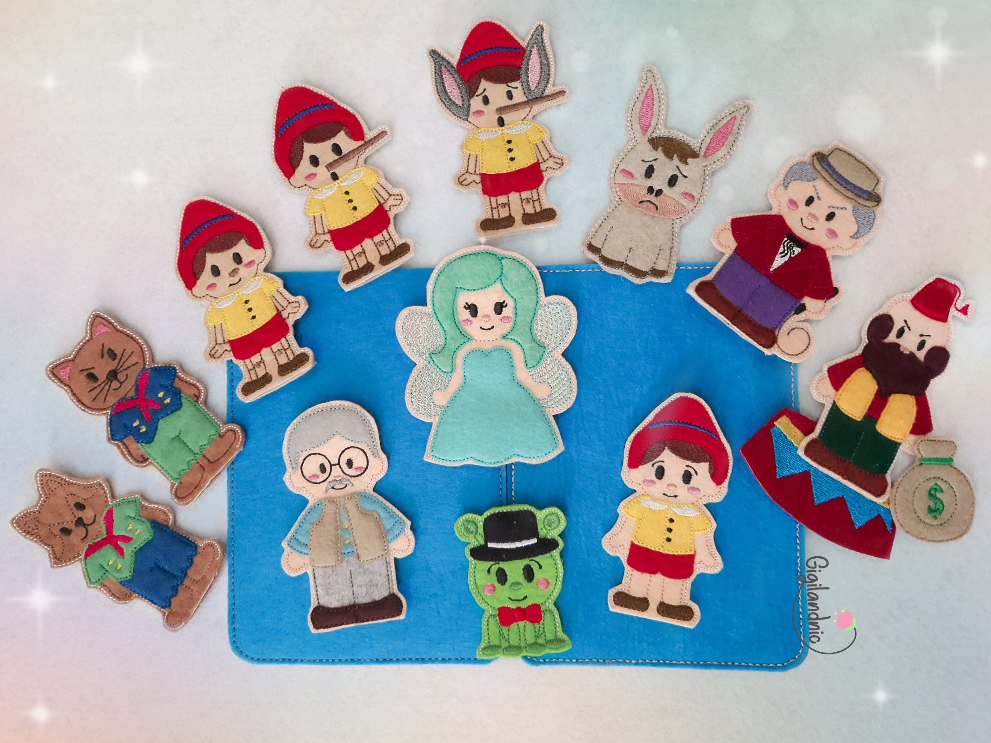 The adventures of Pinocchio ITH Finger Puppets Carlo | Etsy