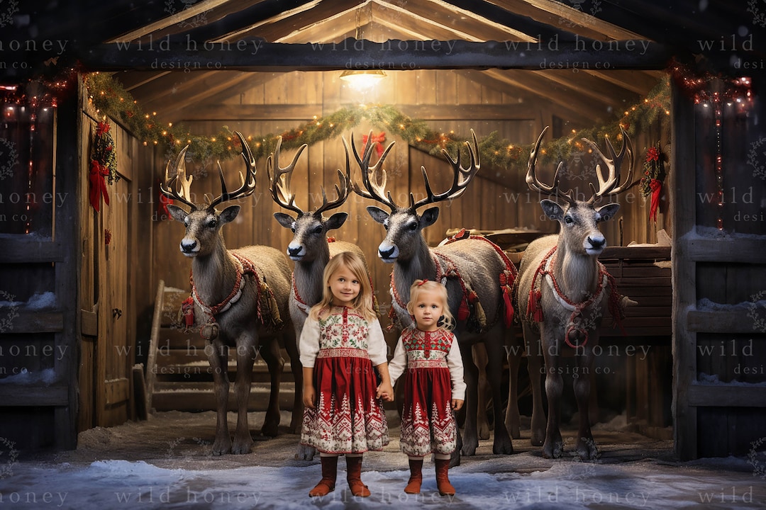Reindeer Stable Digital Backdrop, Christmas, Santas Reindeer, Wreaths ...