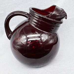 Anchor Hocking Tilted Ruby Red Pitcher With Ice Lip and Ribbed Handle ...
