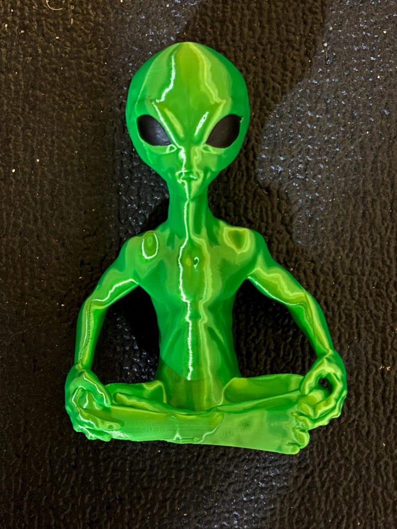 Sitting Alien 3D Printed Bookend, Decoration, Choice of Color - Etsy