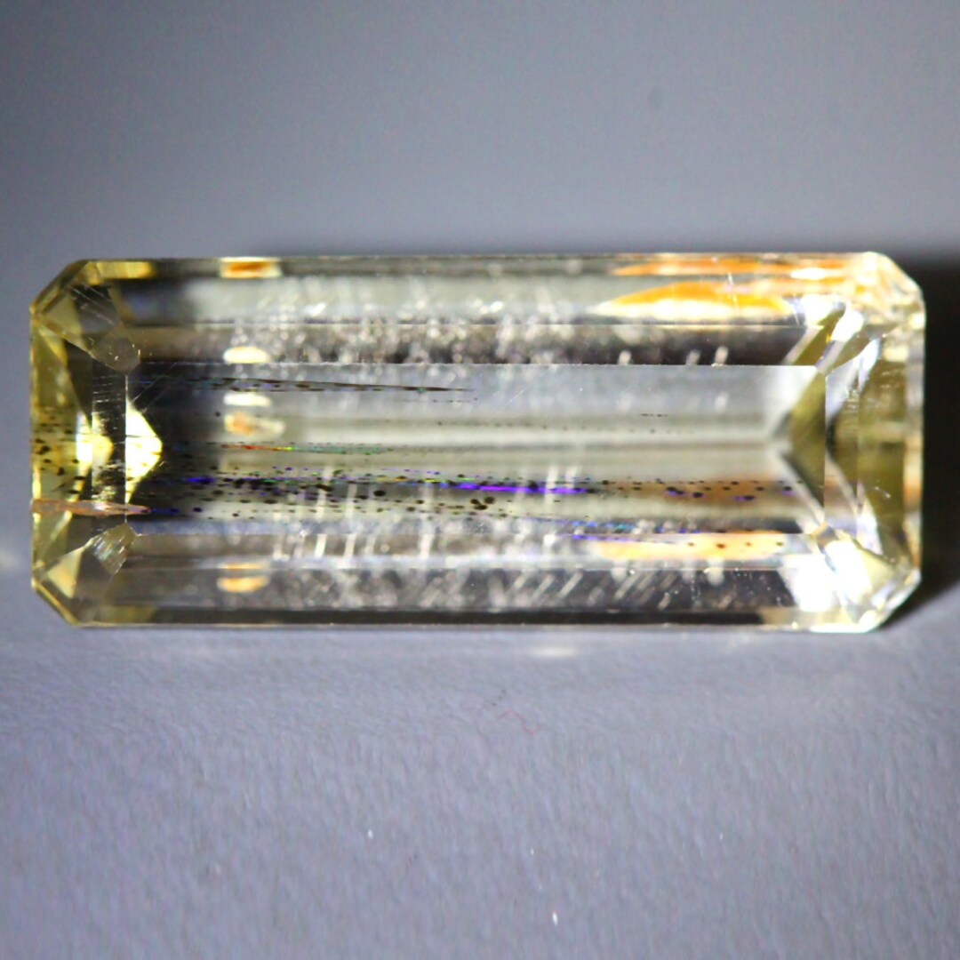 9.45 Cts_antique Gem Collection_100 % Natural Unheated Rainbow Rutile ...
