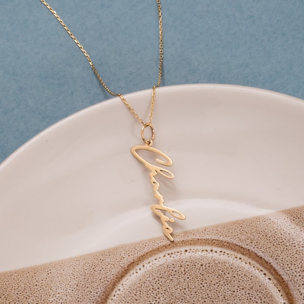 Name Plate Necklace - Etsy