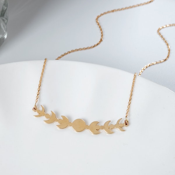 Moon Phase Necklace - Etsy