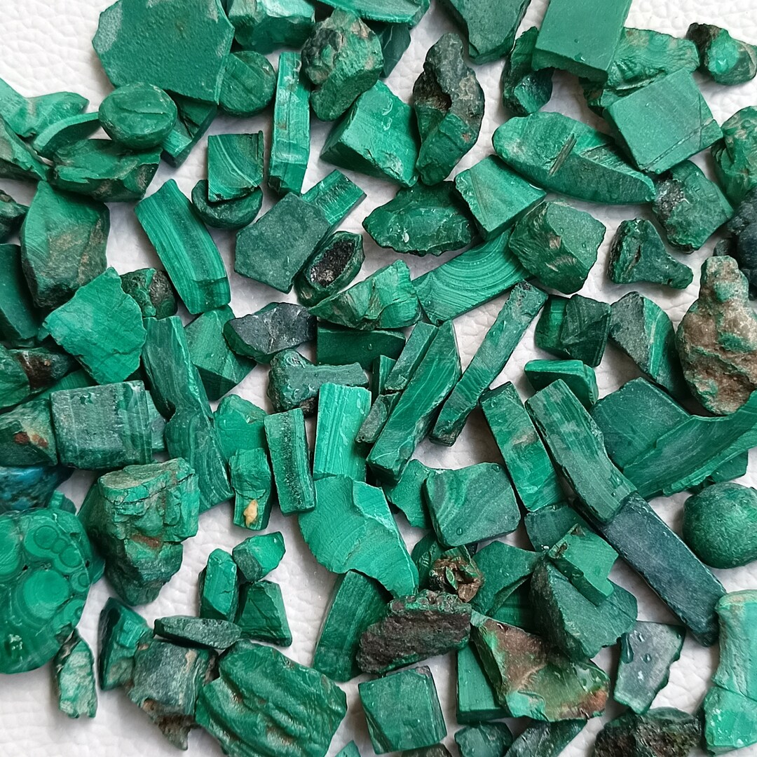 Malachite Crystal Chips, Natural Malachite Gemstone Chip, Bulk Assorted ...