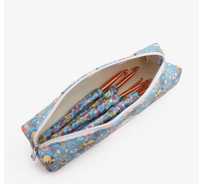8 X Crochet Hooks With a Case, Beautiful Floral Crochet Hook Crochet ...