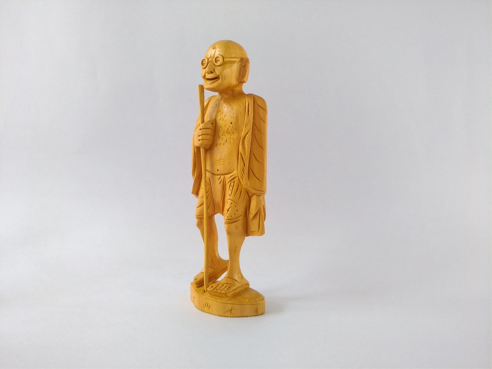 Mahatma Gandhi Wooden Statue Hand Carved Statue Gandhi Ji - Etsy