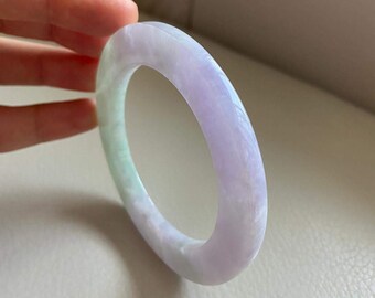 翡翠バングル 55.6 mm (2.19 翡翠バングル 55.6 mm (2.19