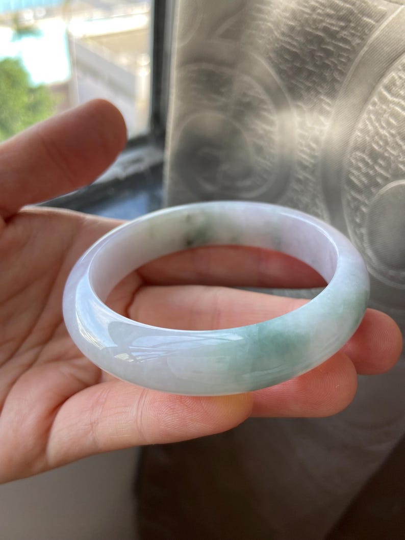 Jade Bangle 55.6mm (2.19"), Round Shape, Light Lavender & Green ...