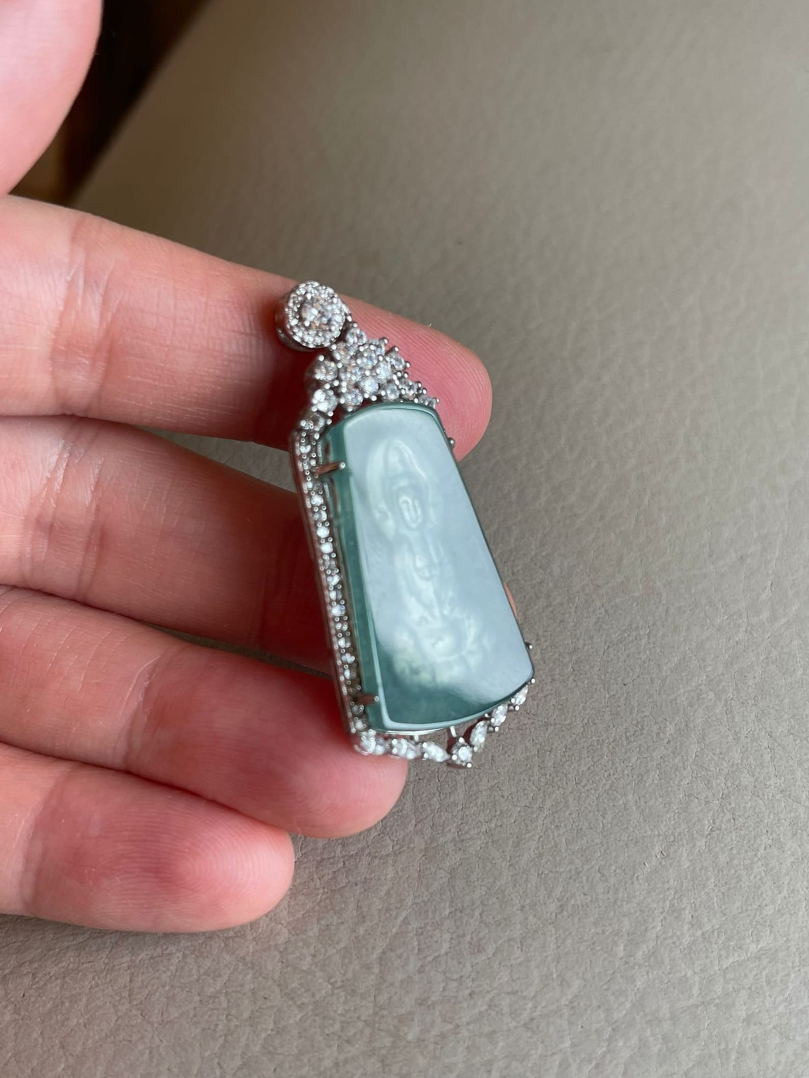 Guanyin (觀音) Jadeite Jade Pendant, Green, Natural Grade A Jade ...