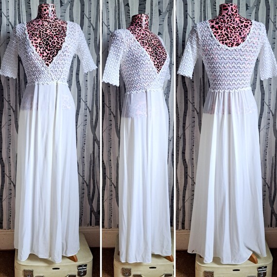 French 1970s white boho negligee robe with short slee… - Gem