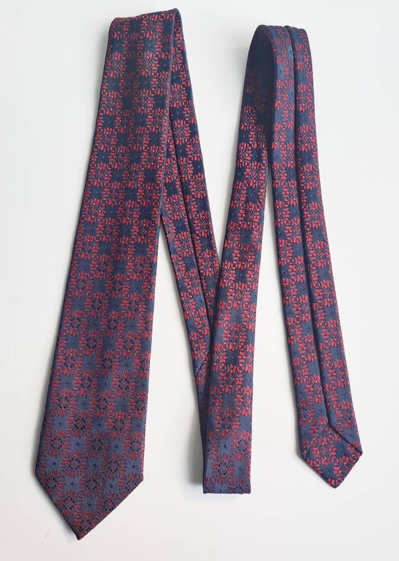 Late 1970s Vintage Tie in a Textured Ornate Pattern in Red on - Etsy