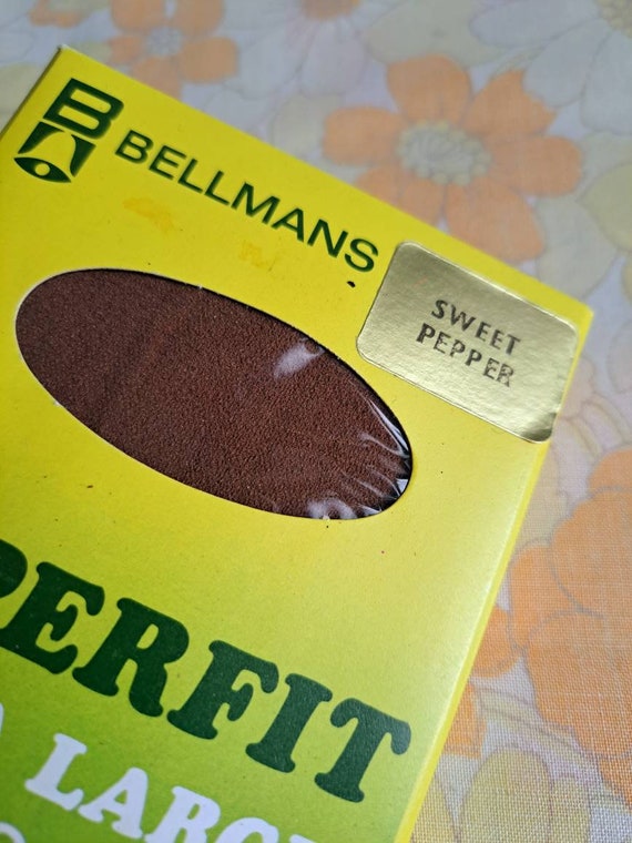 Vintage 1970s tights. 70s Deadstock vintage tan colou… - Gem